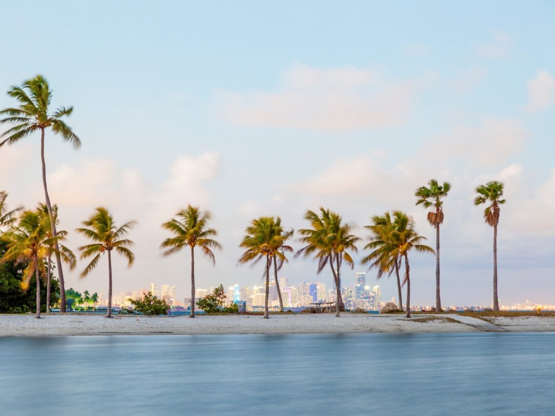 15 Beaches With The Clearest Water In Florida - ALWAYS ON THE SHORE